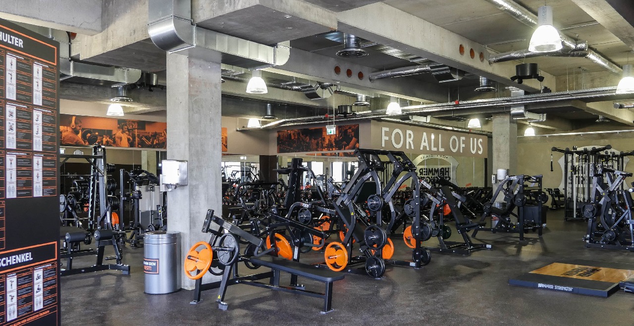 FitX Fitnessstudio Hellersdorf: Ausstattung, Rezensionen und Kosten ...