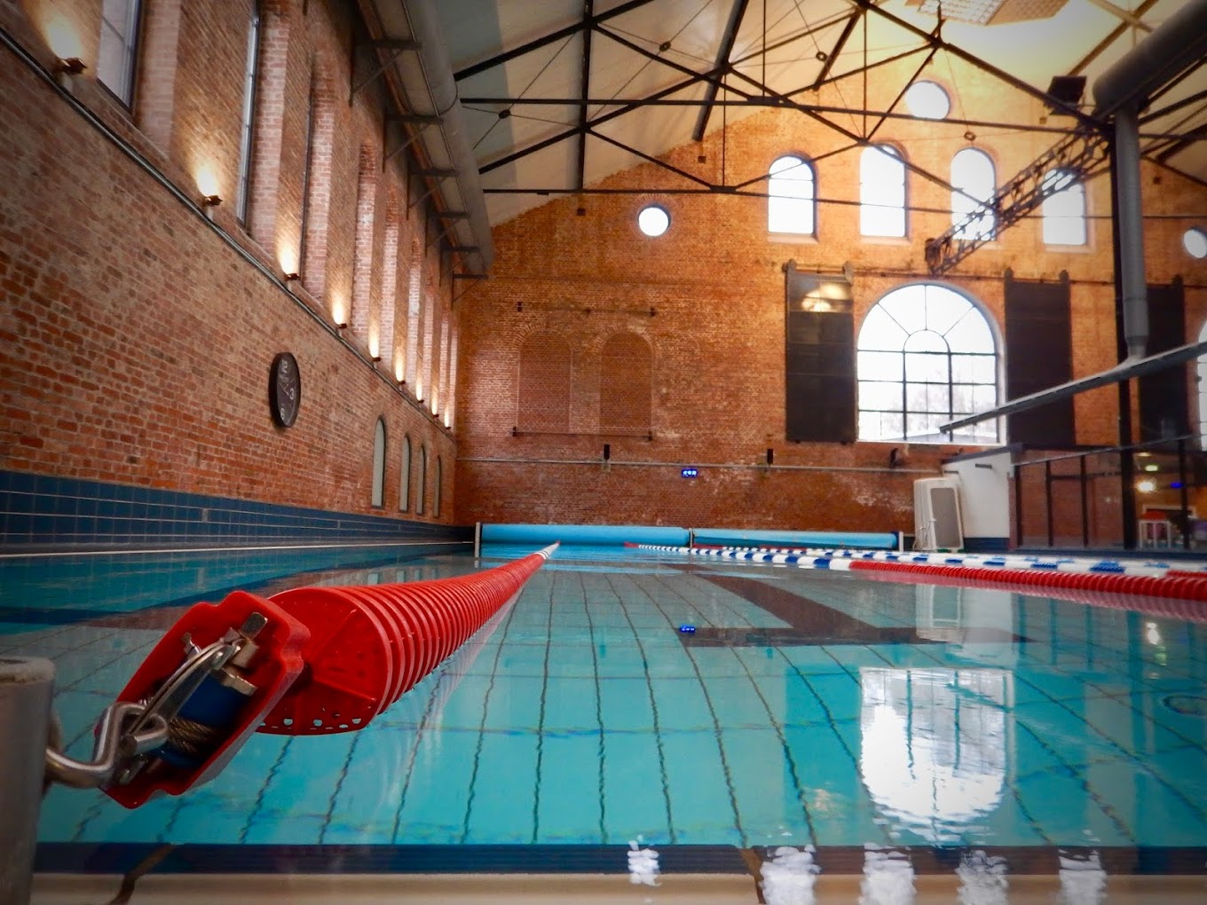 Holmes Place Hamburg Bahrenfeld - GYMSIDER